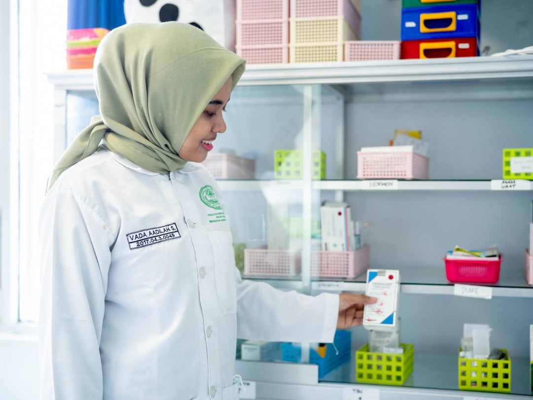 Clinic and Community Lab – Fakultas Farmasi UHT